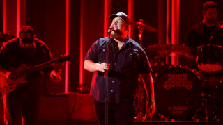 Luke Combs coming to Houston on 2024 stadium tour | Mustang | Louisiana ...